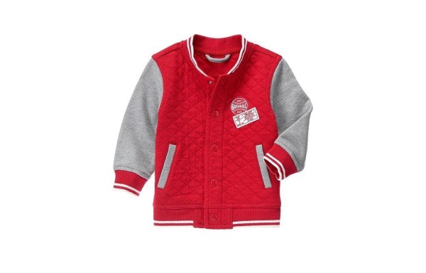 Ropita “chic” para el primer día de juego del bebé