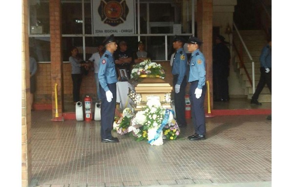 Dan último adiós al sargento Segundo