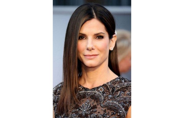 Sandra Bullock estrena romance ¡con un hombre más joven que ella!