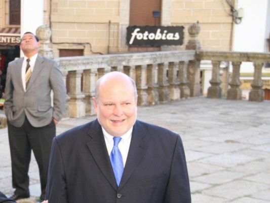 Declaran legal orden de detención preventiva contra el Richard Fifer