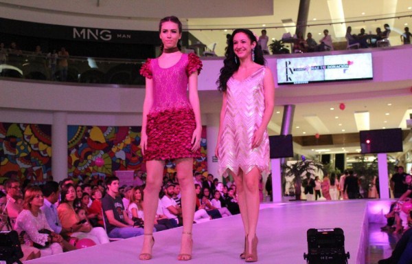 Diseñadores llevan sus creaciones a la pasarela en ‘Moda con Causa'