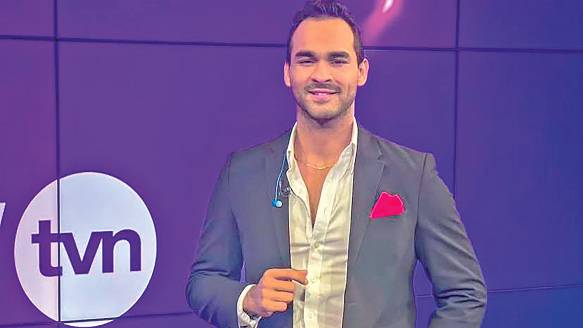 Después de 13 años, Domil Leira le dice adiós a TVN y conmueve a todos