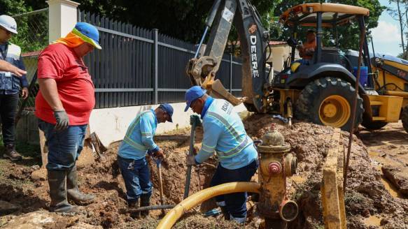 IDAAN persigue las fugas de agua en la capital