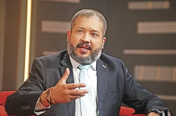 Fallece Jonathan Riggs, secretario general del Ministerio de Seguridad