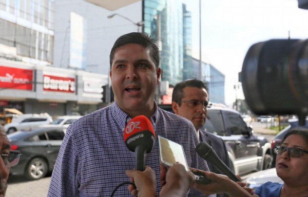 Jaime Ford continuará hoy interrogatorio