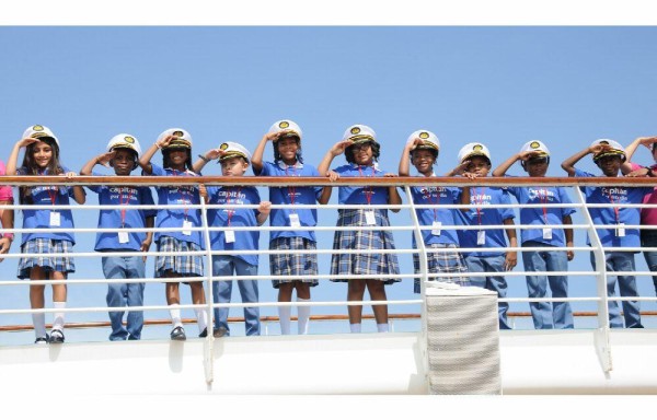 Estudiantes de Colón fueron ‘capitanes por un día' en el Monarch