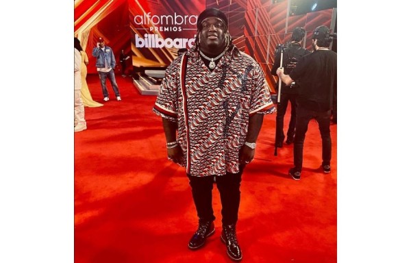 Sech gana premio Artista del Año-Debut en los Latin Billboard 2020