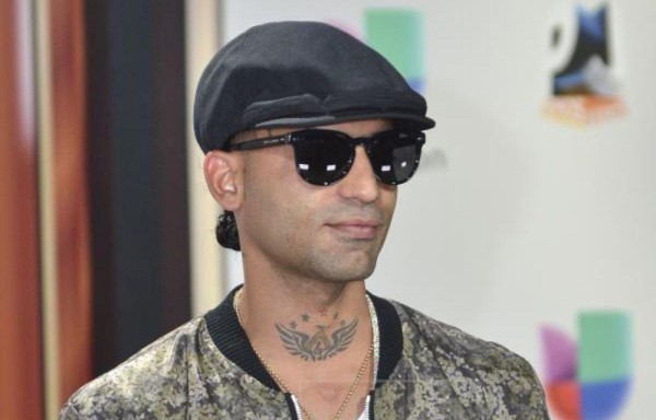 Kris Floyd lanza con Arcángel tema de su primer disco