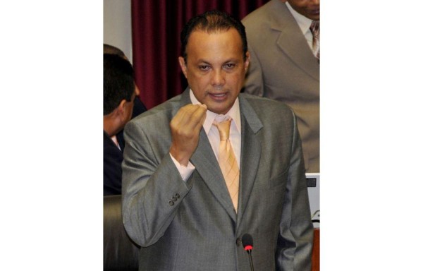 Frías, Zúñiga y Vergara, los campeones en licencias