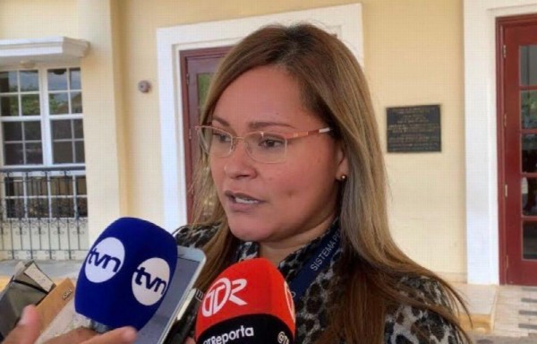 Le cumplió la promesa a su madre, se convirtió en fiscal