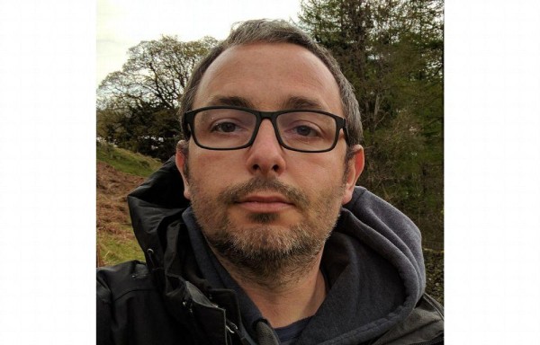 Es multado por comer lento la ‘comida rápida'