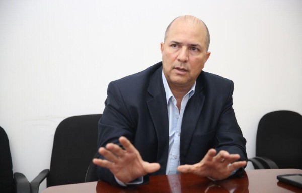 ‘Varela es un cobarde quiso destruirnos', P. Ellis