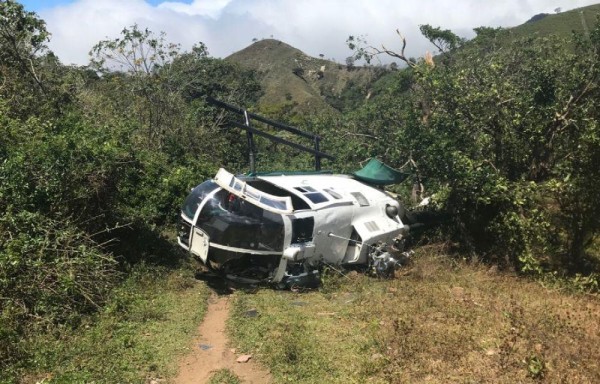 Helicóptero se estrelló y vivieron para contarlo