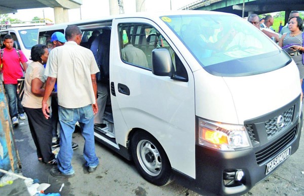 Se acabó la fiesta, los sacarán con grúas