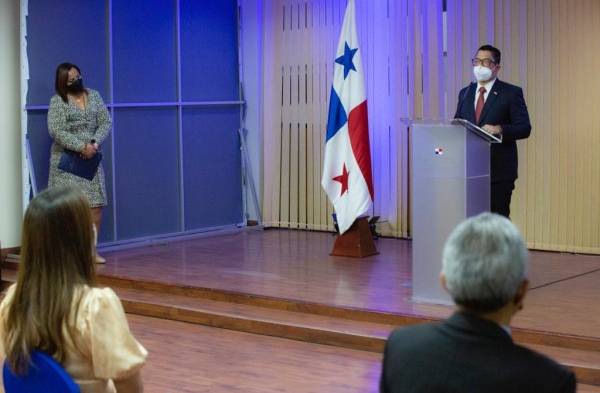 Empresas recibirán $900 por cada persona contratada