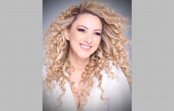 Erika Ender está enamorada de su galán