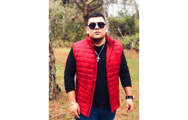 Abdiel debuta como cantante y no caerá en lo vulgar para ser reconocido