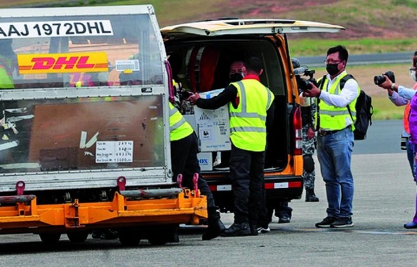 Llega el trigésimo quinto lote de vacunas Pfizer