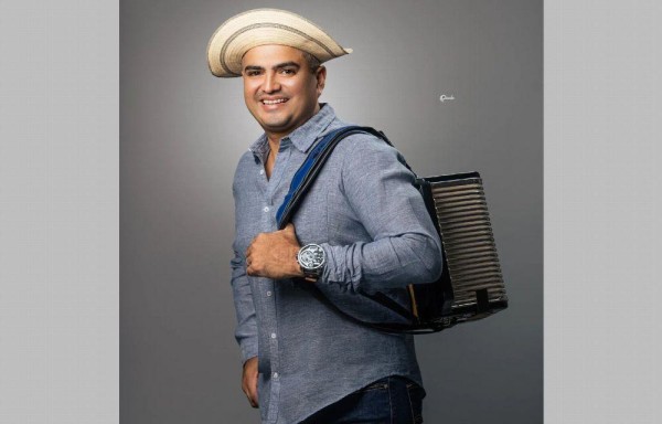 Jonathan Chávez, ‘tá pega'o con ‘Ella'