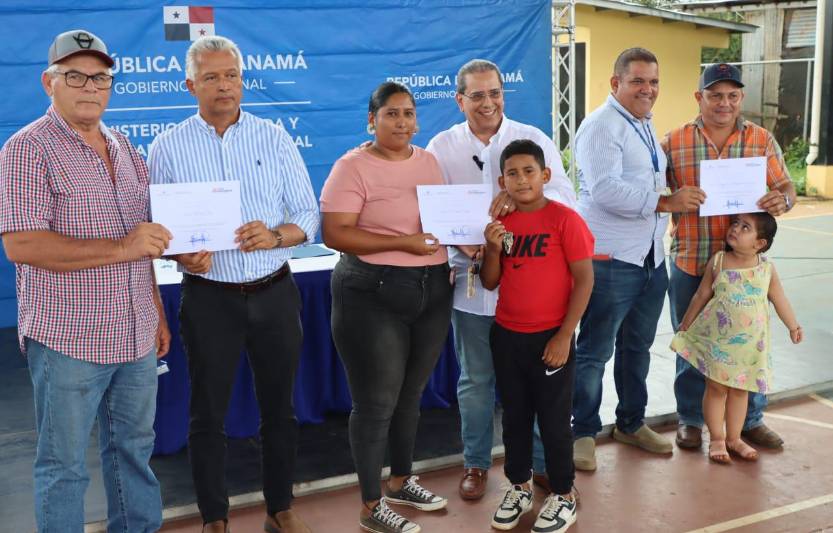 Plan Progreso llega a 51 familias en Macaracas y Tonosí
