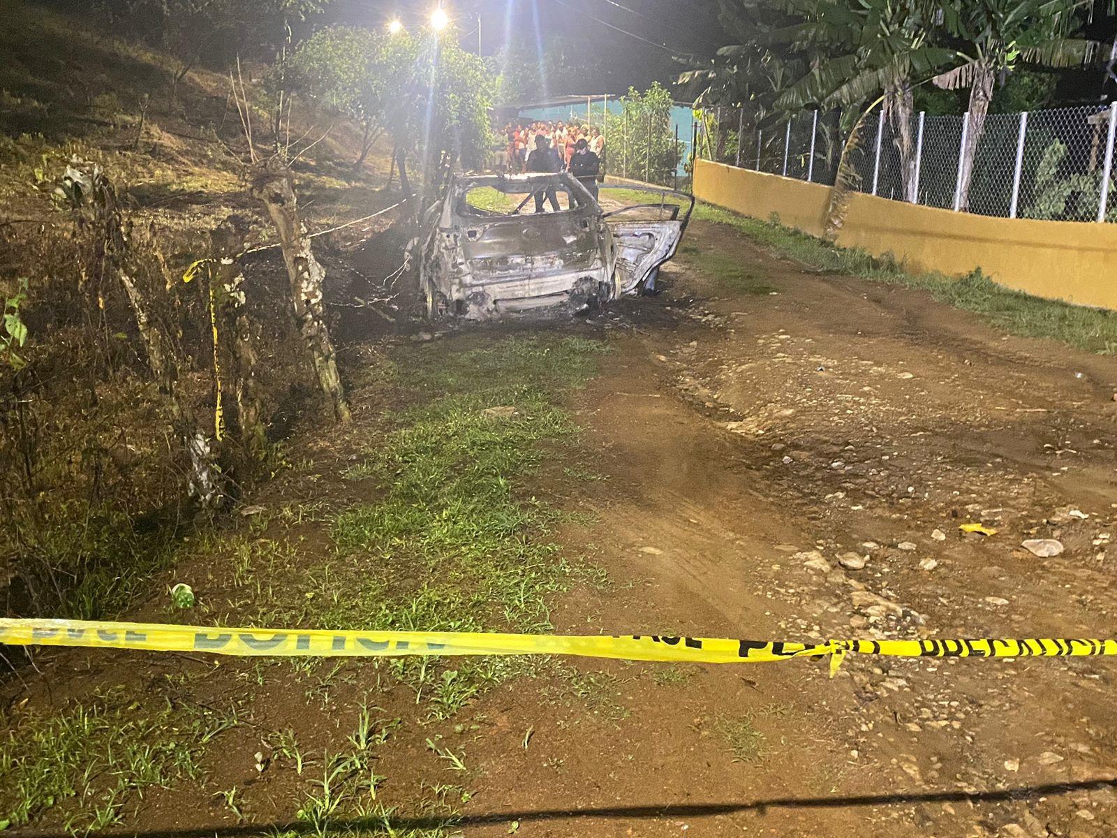 Colón: identifican a pareja calcinada dentro de auto